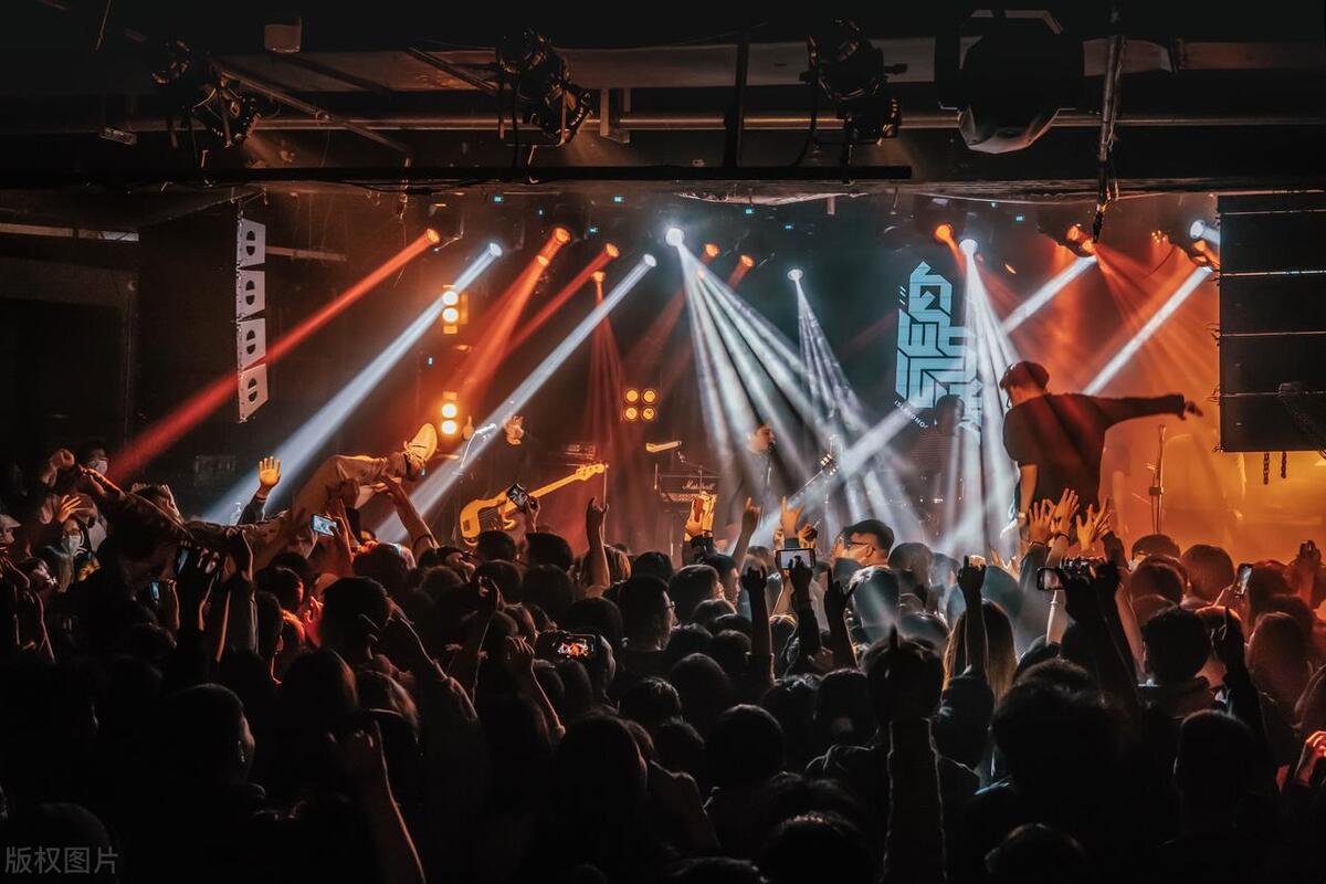 The doctor of medicine sang to shock Eastern Europe, Zhou Enlai ...