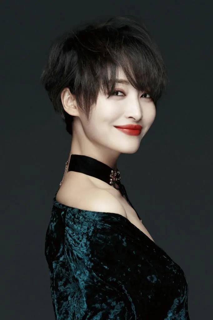 Temperament goddess Yang Yang short hair photo picture 1027 - iMedia