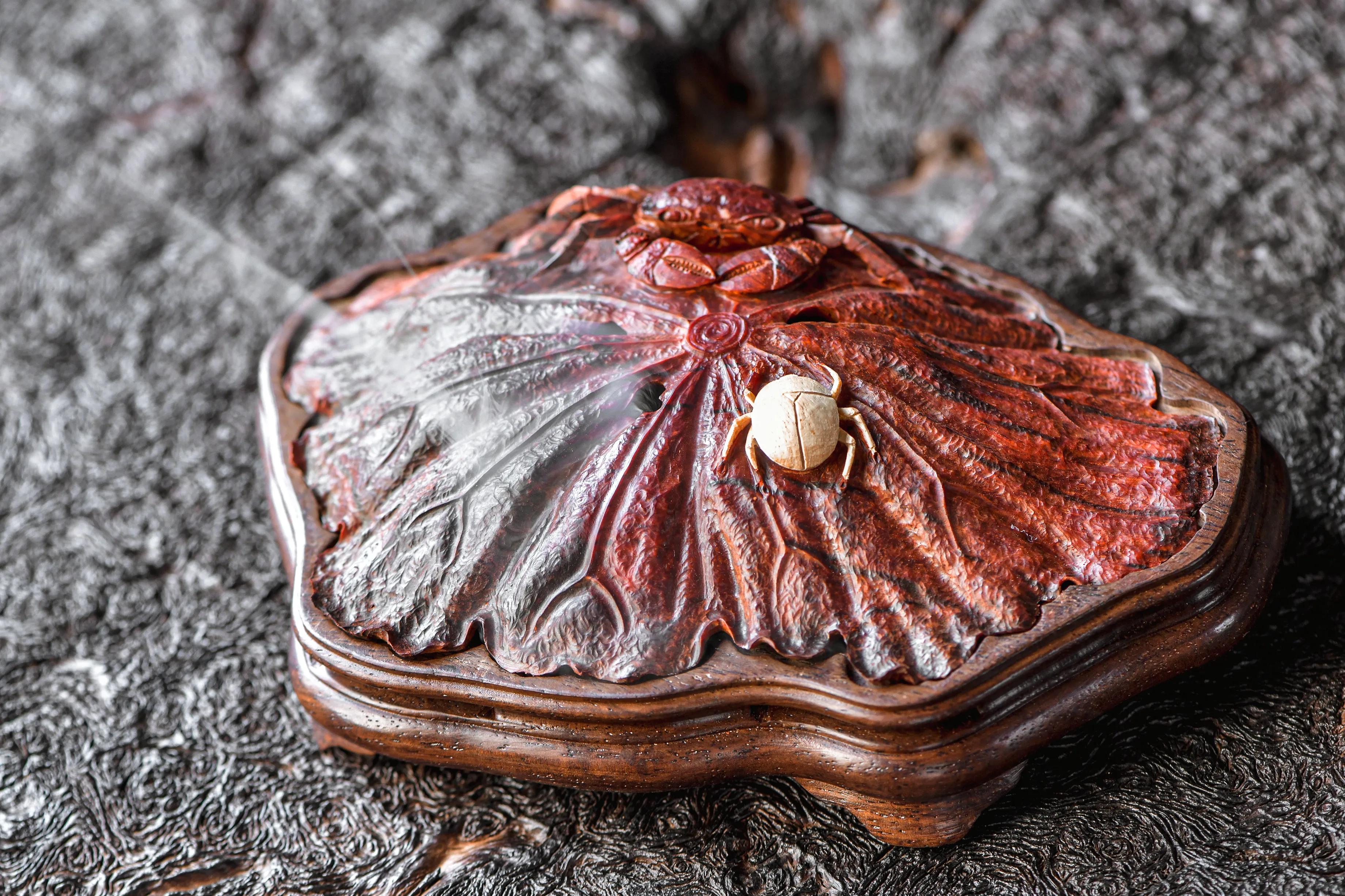 Small Leaf Red Sandalwood | Lotus Fun Incense Burner - iNEWS