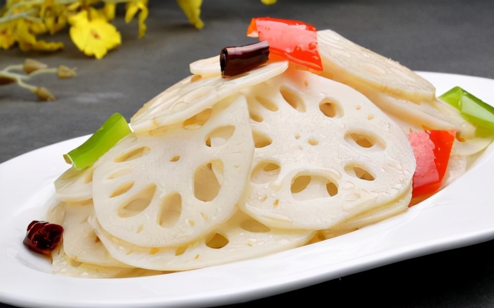 The recipe for lotus root kimchi is very simple and delicious - iMedia