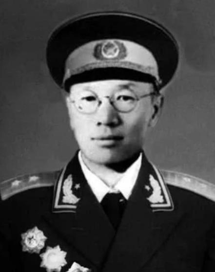 The founding lieutenant general, the man with the highest rank among ...