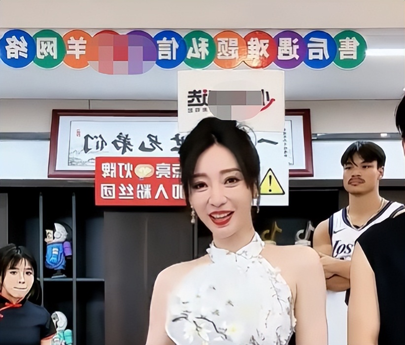 Liu Yan, who was ridiculed for being "big breasted and superior", is ...