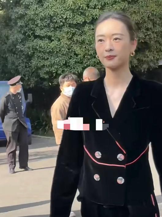 Freckles, wrinkles, acne, dark circles...Remove makeup and filters ...