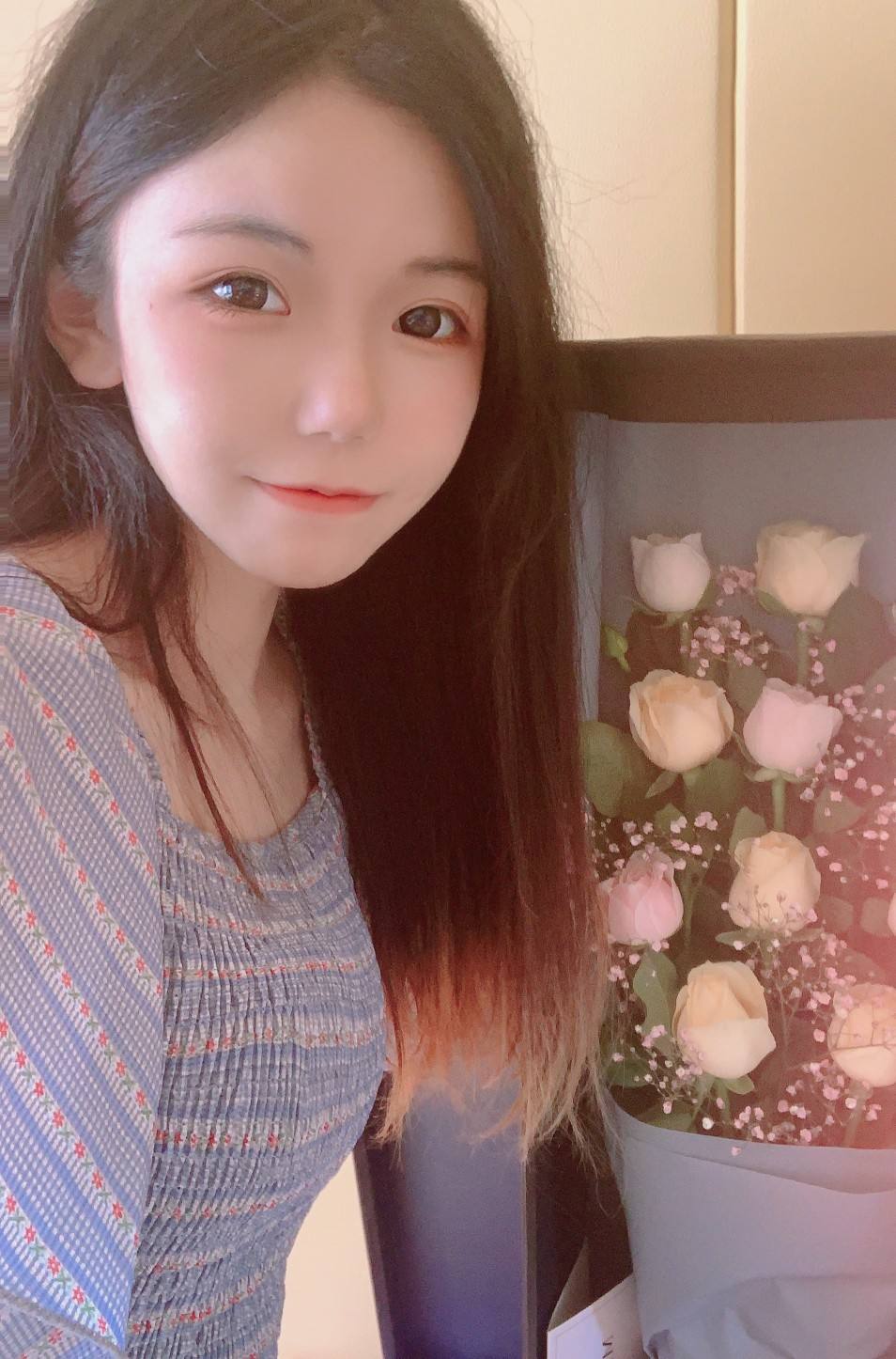 Do you know the real name of the popular internet singer ...