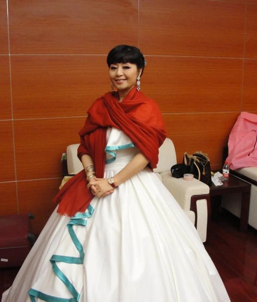 Yin Xiumei: I wanted to divorce on the day of the wedding, and turned ...