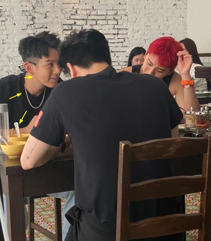 Ke Zhendong had a dinner party at a small mainland restaurant. 32-year ...