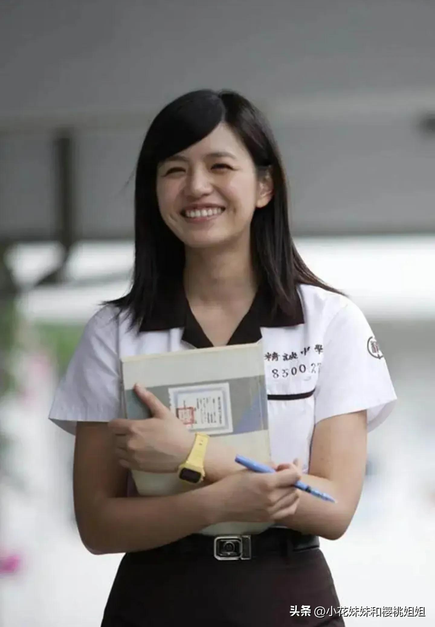 The baby-faced Chen Xiyan is too anti-aging, the ball head with black ...