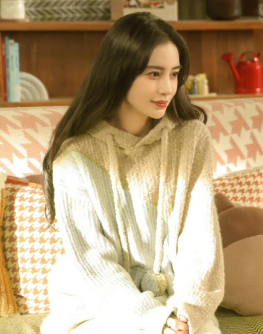 Angelababy's half-braided braid style stunned everyone. When will the e ...