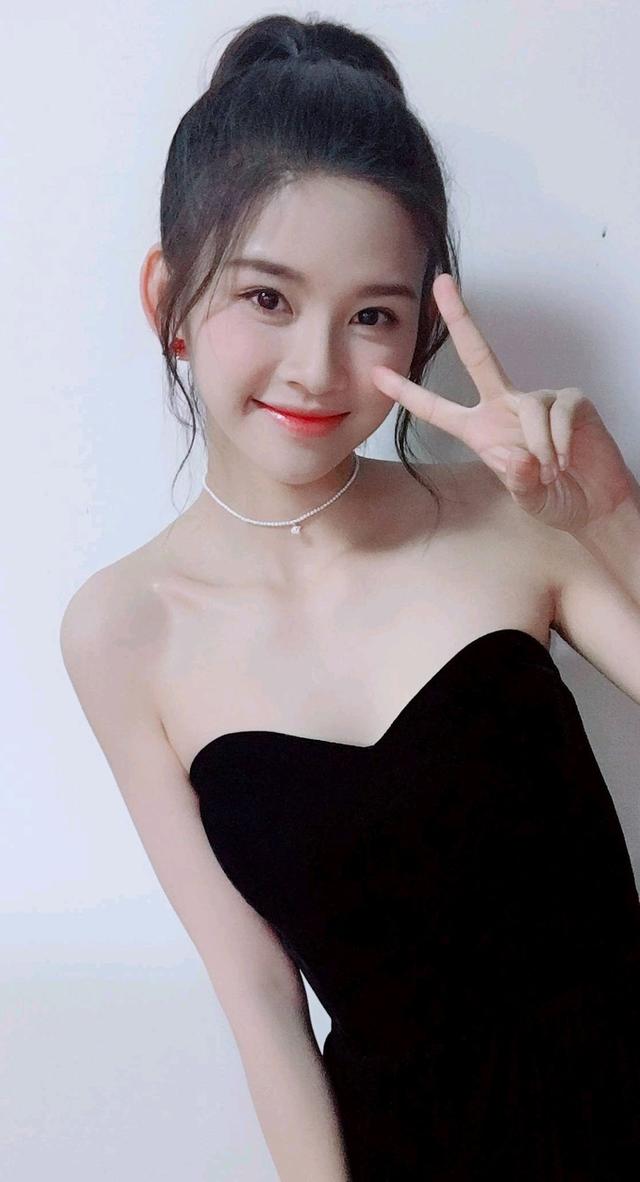 Mingyang Entertainment—Beauty Star—Lin Siyi - iMedia