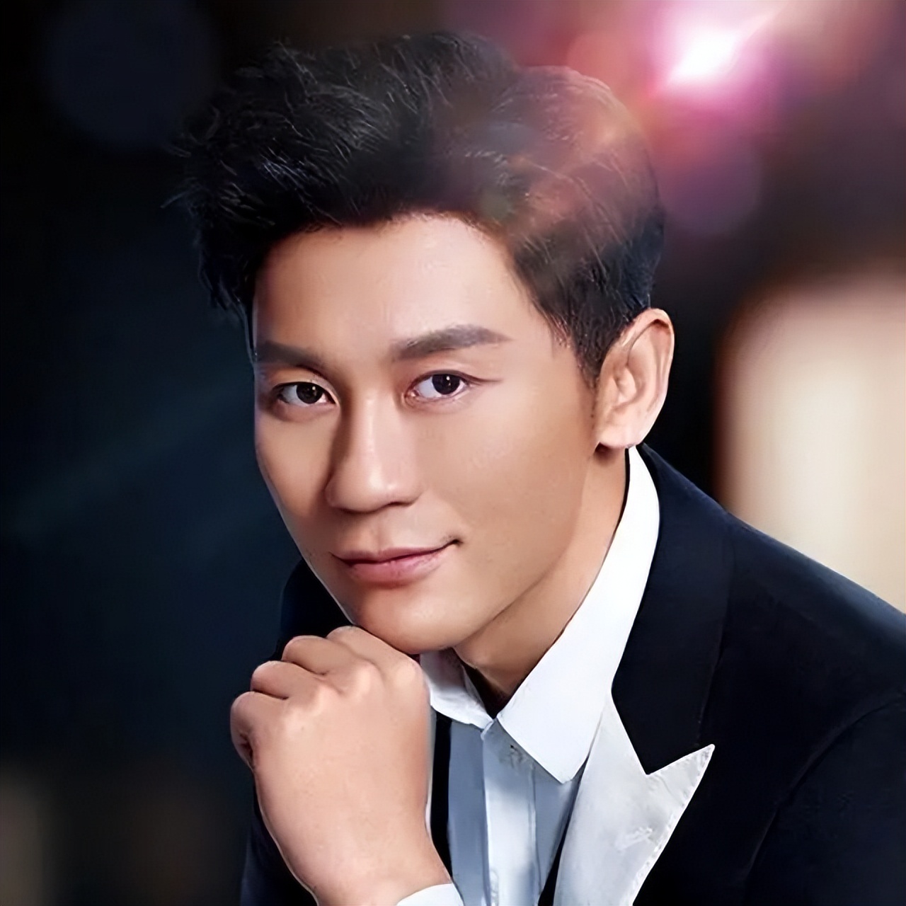 In "Let's Run", Li Chen said that Bailu Song Yuqi is a burden, which ...