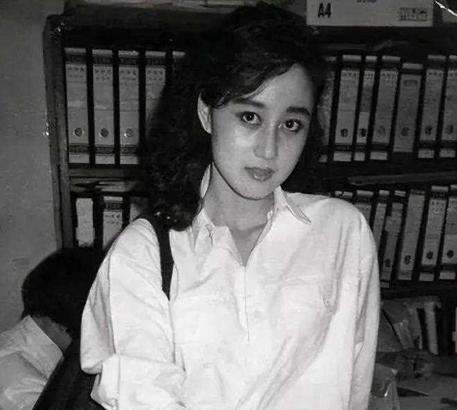 "The Beauty on Earth" Li Zhi: Pampered by Jet Li for 34 years, but ...