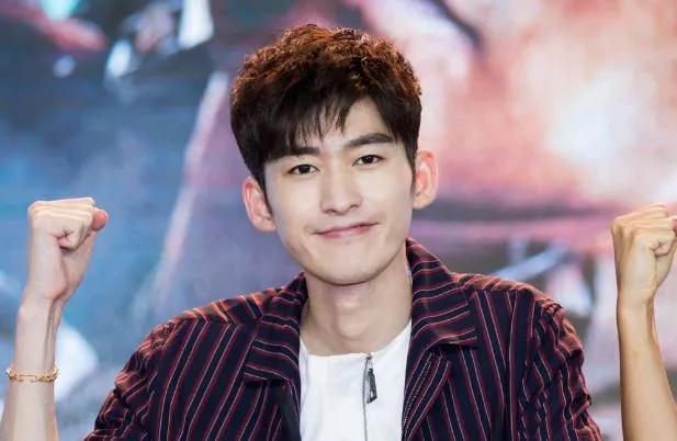 Yang Shuo stars in the new drama "Kendo", presenting a unique legendary ...