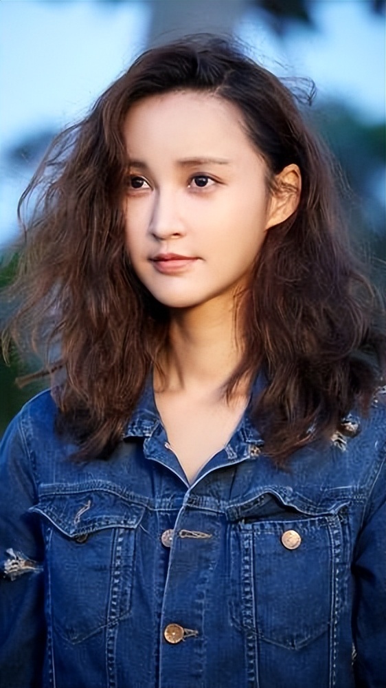 After watching Zhang Xinyi 7 years later, I realized why she left Wang ...