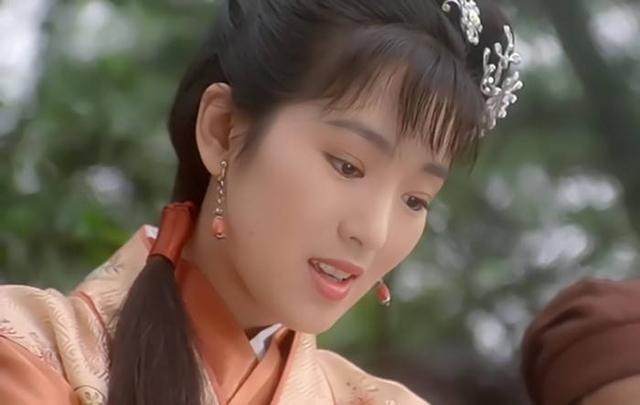 Gong Li: How beautiful was it when you were young?On the red carpet ...