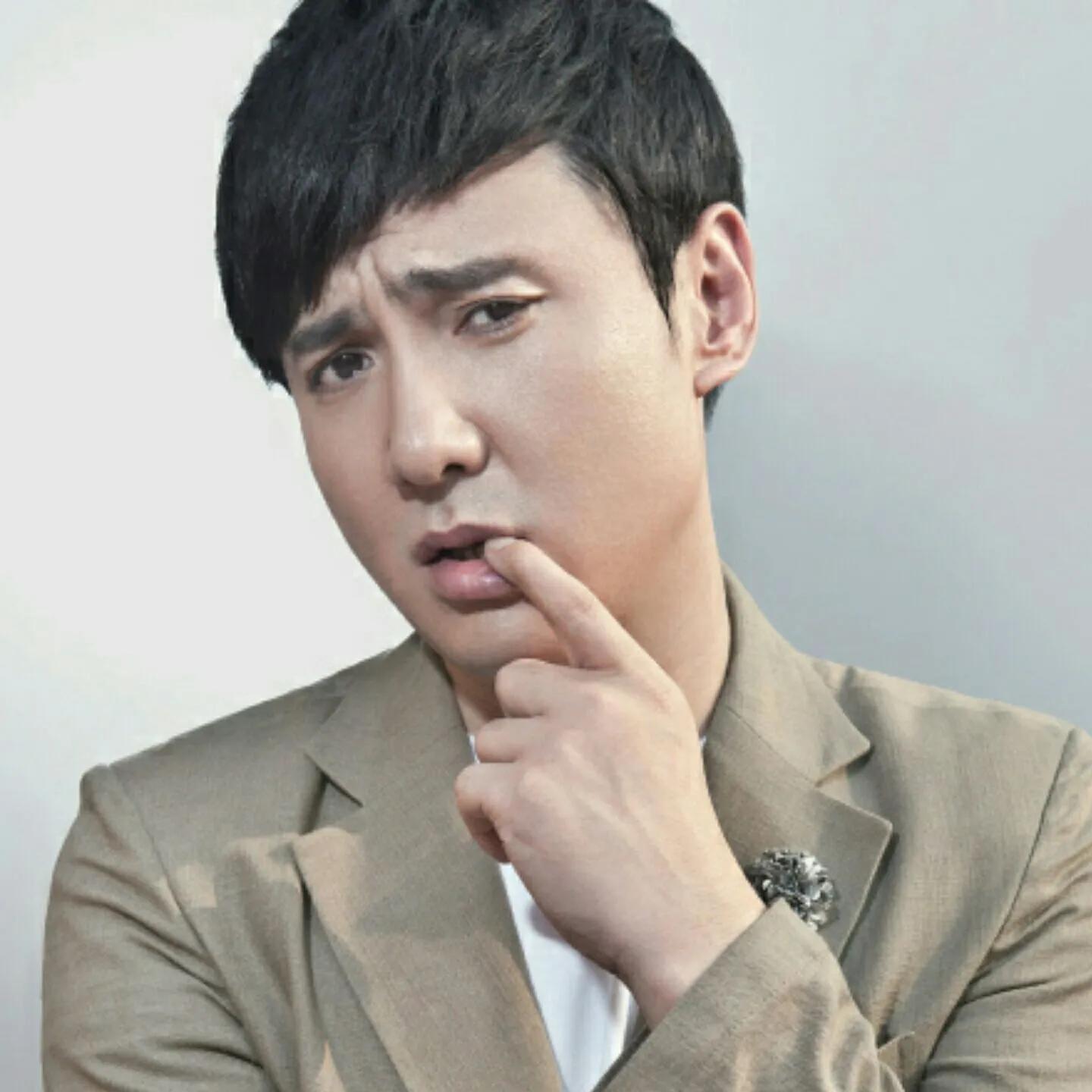 Shen Teng was treated in Japan alone, and his condition worsened? Want ...