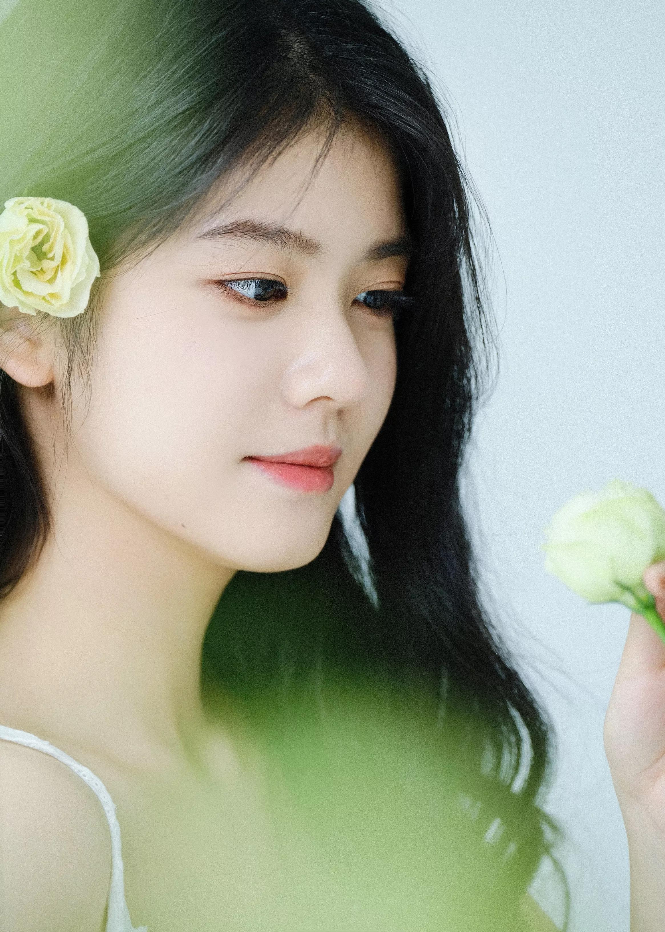Zhao Yunzhuo's pure beauty photo album - iNEWS