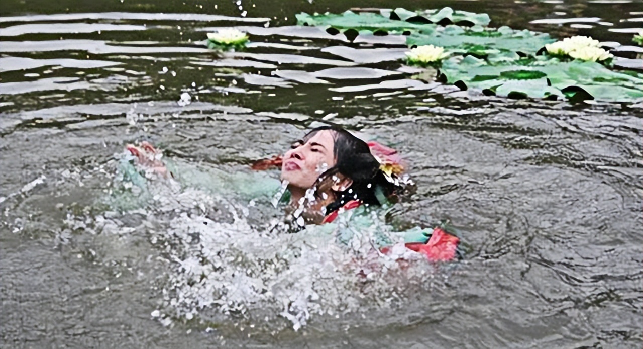 Parents took 4 children to the reservoir to touch snails, 3 drowned ...