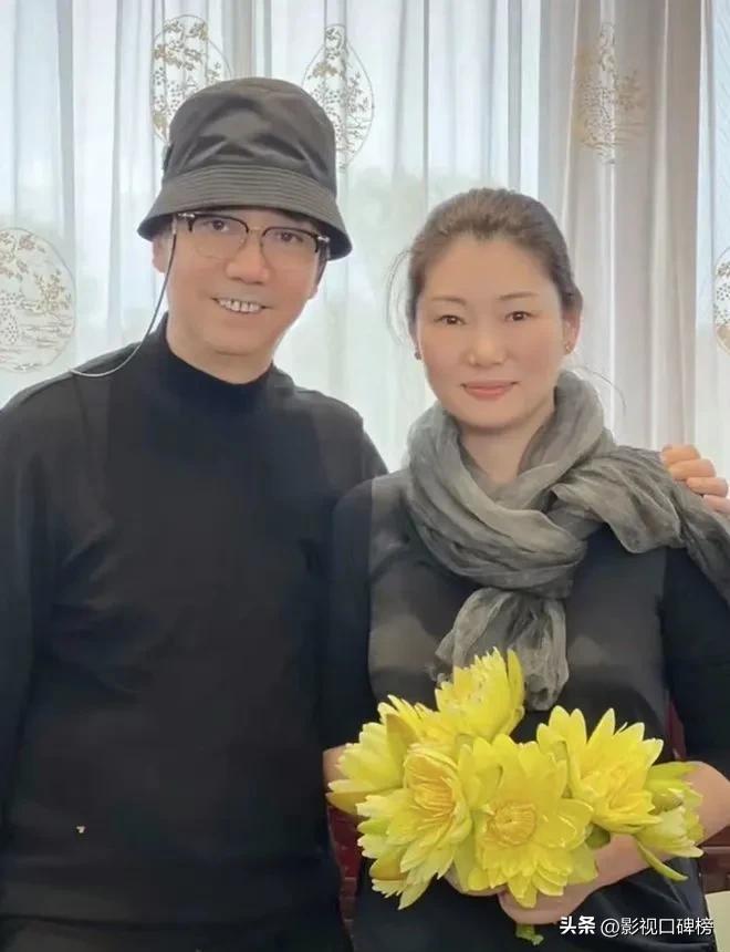 Fan Ming plays with his second-married rich wife, regards his stepson ...