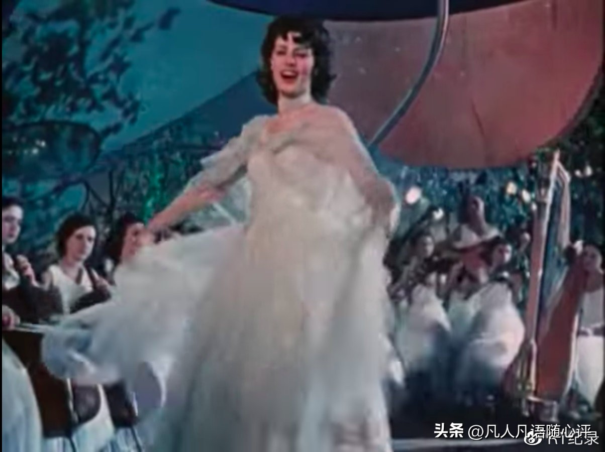 The Kremlin's Most Beautiful Weapon: How a Famous Soviet Model Got Into ...