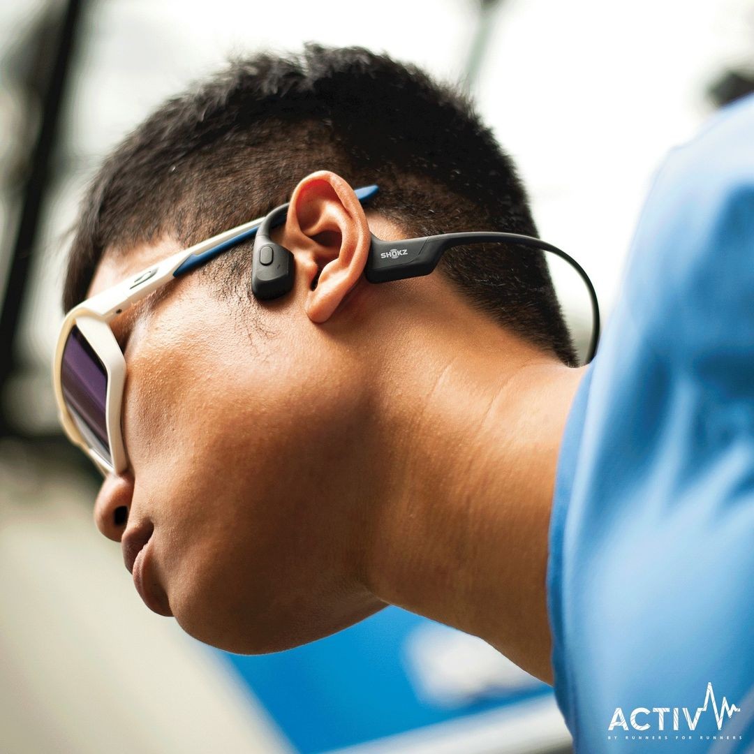 In order to experience the ice slide immersively, he chose Shokz ...