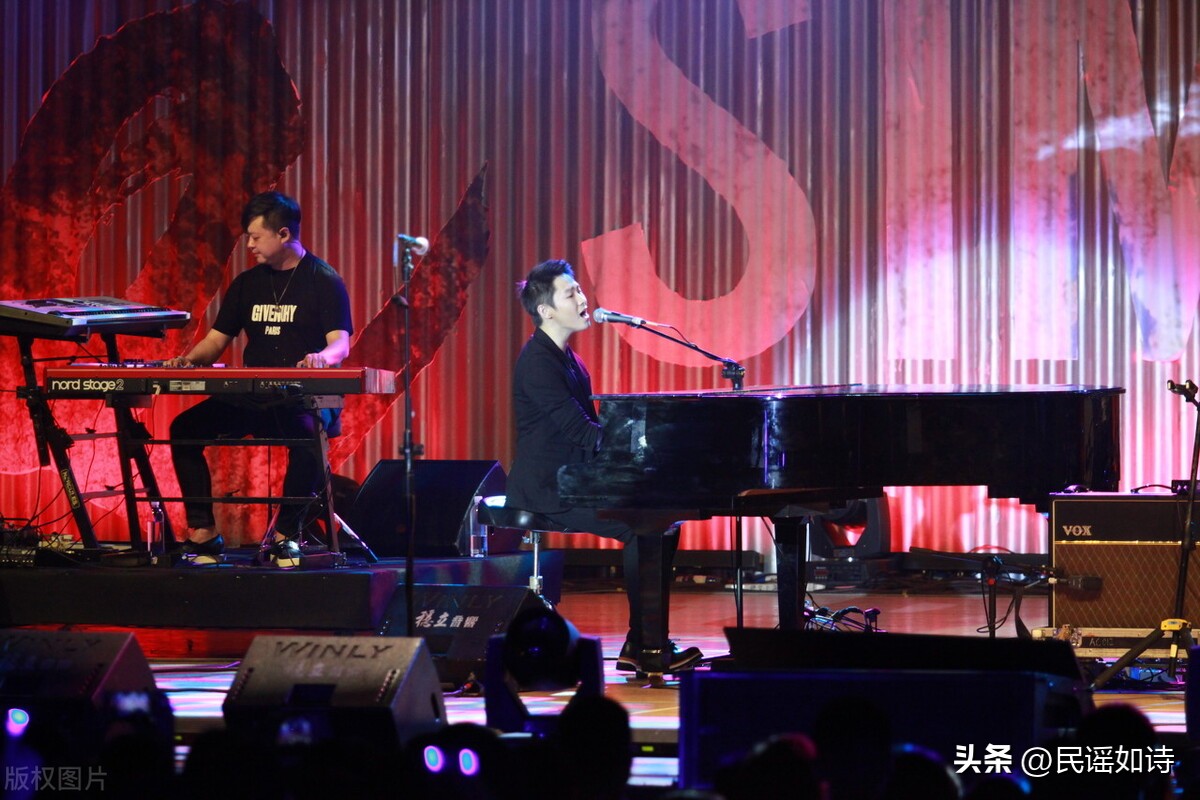 The star of hope in the Chinese rock music scene - Liang Bo - iNEWS