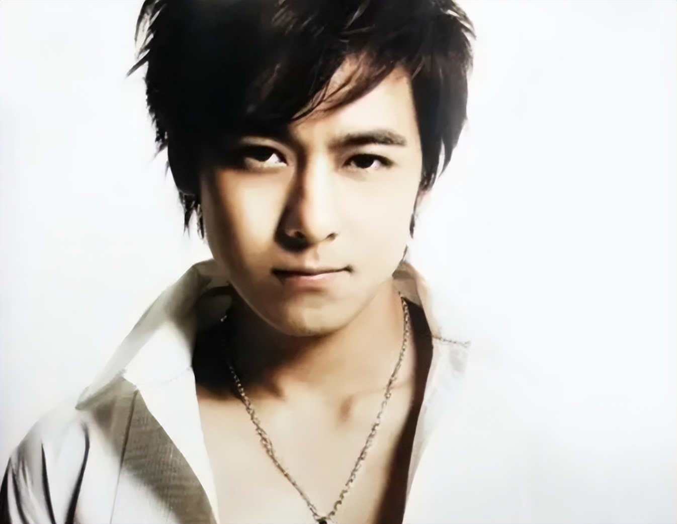 Lin Zhiying's face is stiff and his jaw is a bit strange after his ...