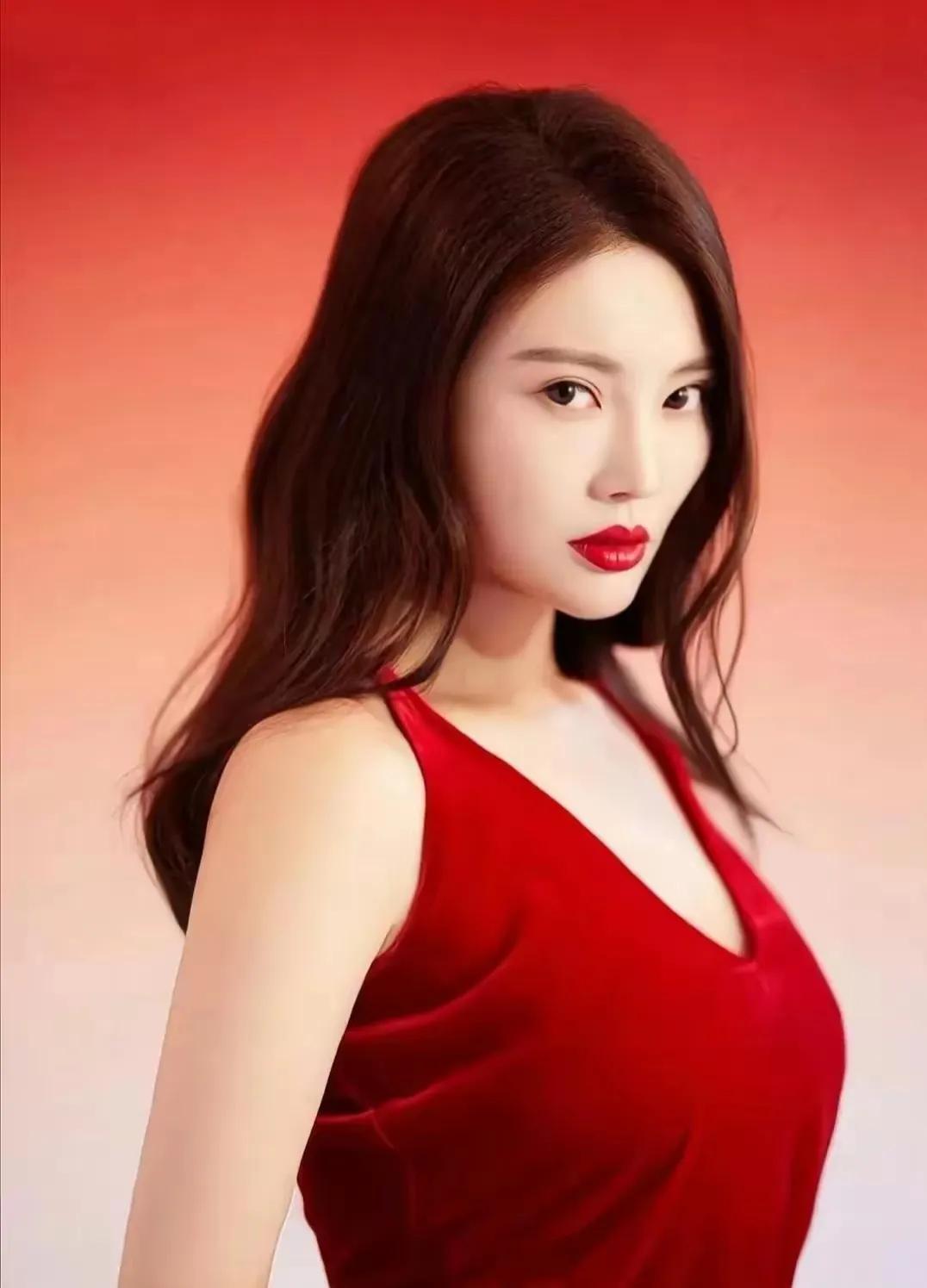 Sexy and charming Xu Dongdong - iMedia