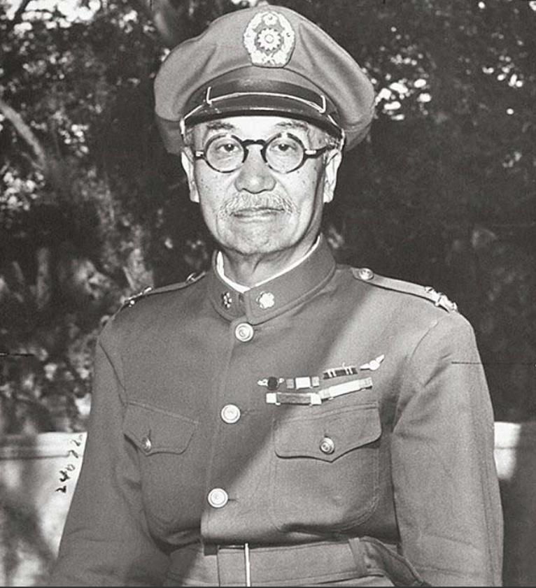 In 1951, Yan Xishan's youngest son gave up his future for his second ...