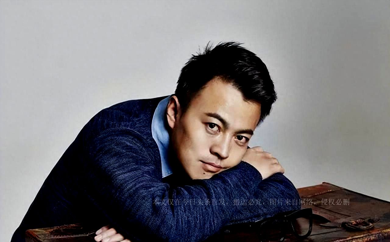 It turns out that "Tang Xiaolong" is the biggest winner. His wife is as beautiful as a flower ...