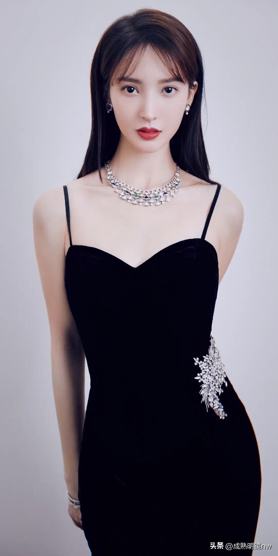 Jin Chen's youthful beauty, fresh and refined, charming and moving ...