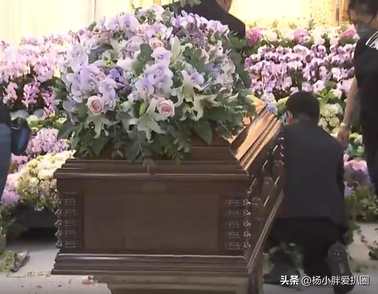 Coco Lee's coffin was sent away for cremation, her husband was guilty ...