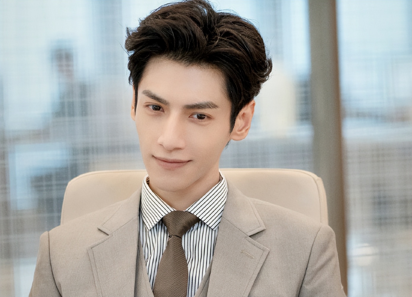 Mango Channel has expanded its recruiting, and Luo Yunxi's "Light ...
