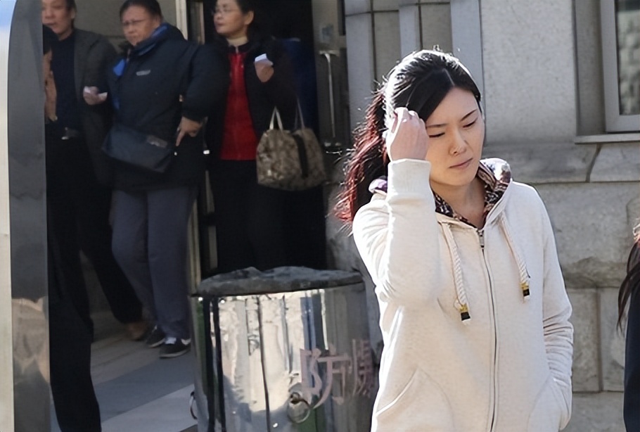 CCTV soprano Luo Fei: For the sake of fame and fortune, the mistress of ...