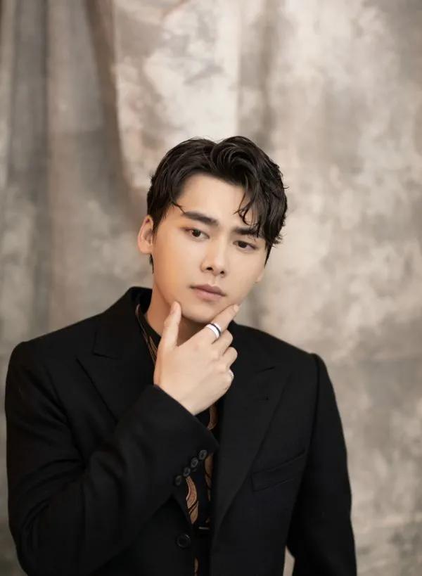 Why does Li Yifeng, who is handsome and famous, go to prostitutes?Who ...