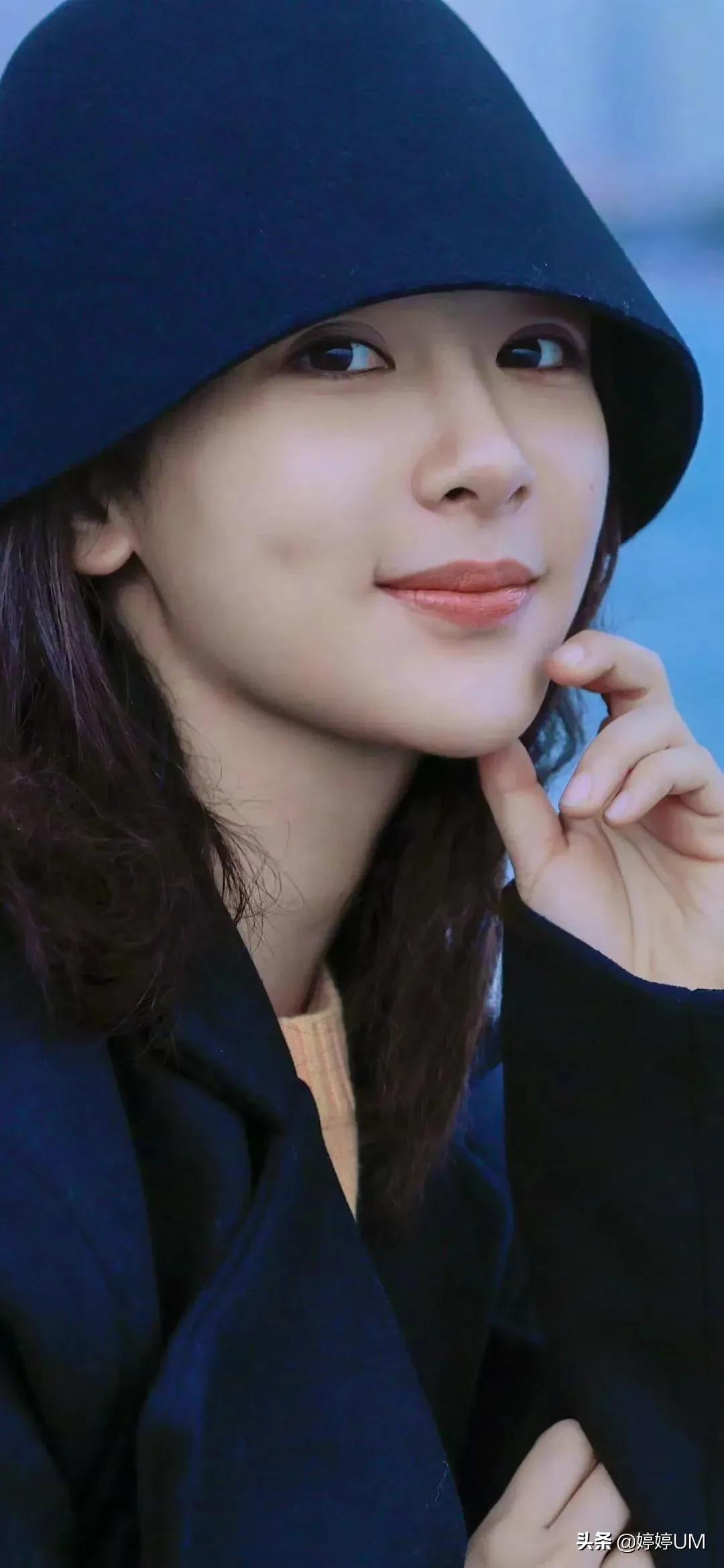 Yang Zi wallpaper selection - iNEWS