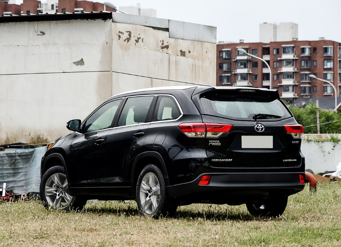 How to choose a car when renting a car and driving in Tibet - iMedia