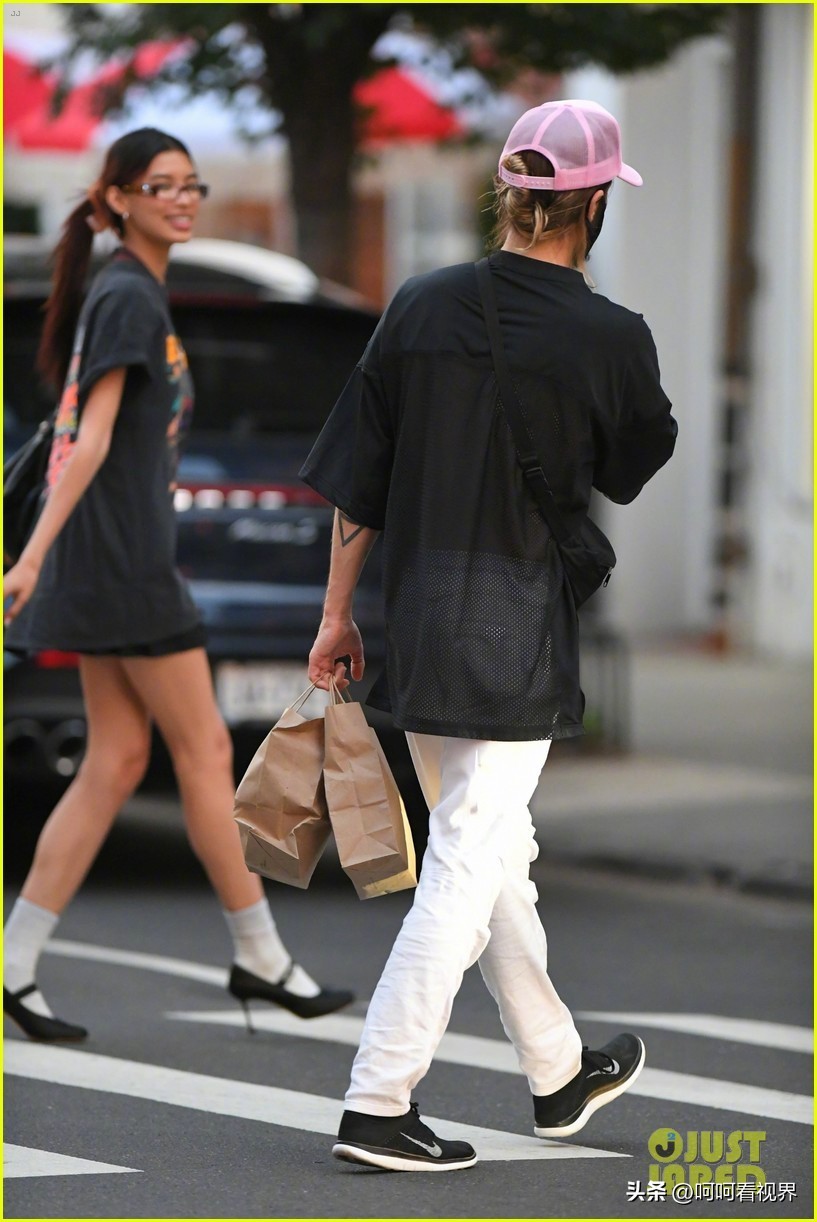 The relationship between the 51-year-old Master Leto was exposed. The ...