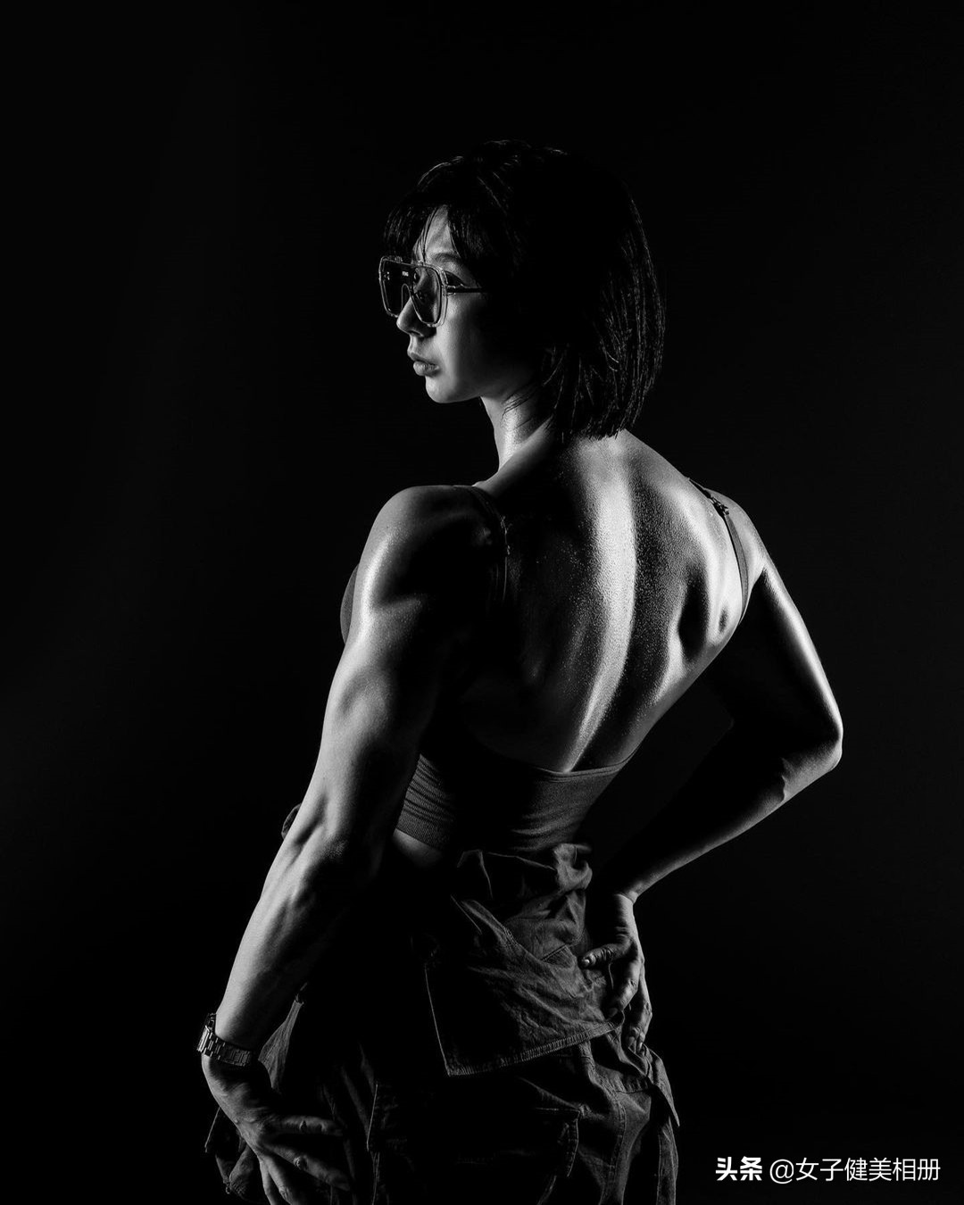 Strong and cute baby-faced muscle girl Jaerin Kim!Cute and sexy coexist ...