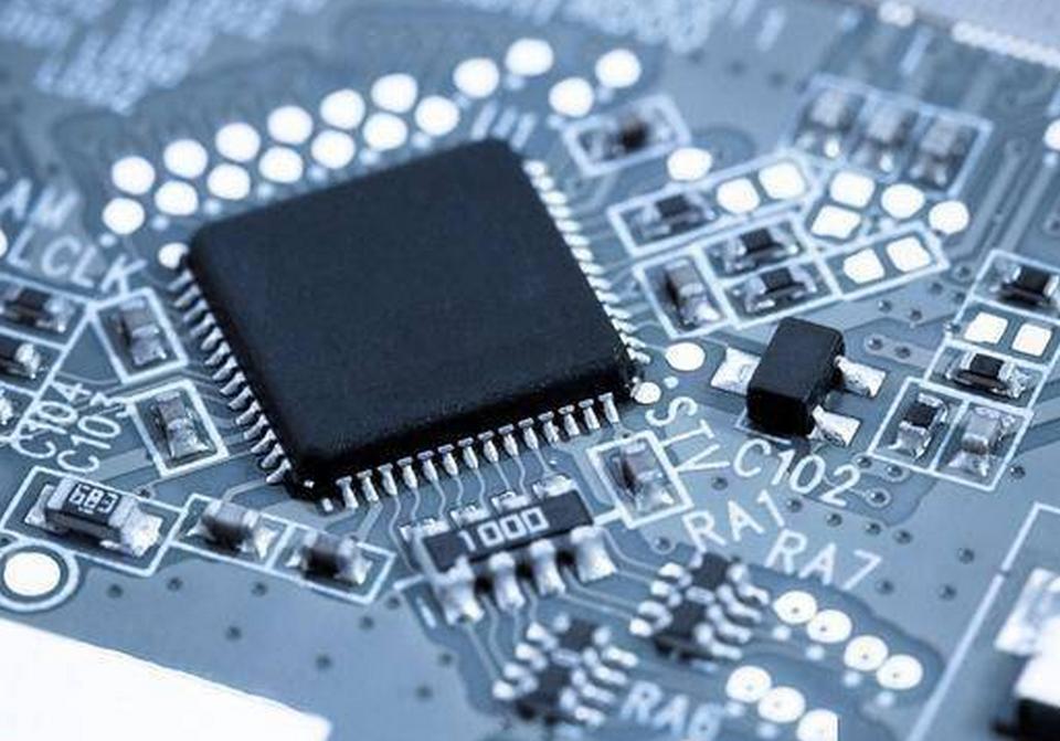 90% of Russian chips need to be imported, and they don't even have ...