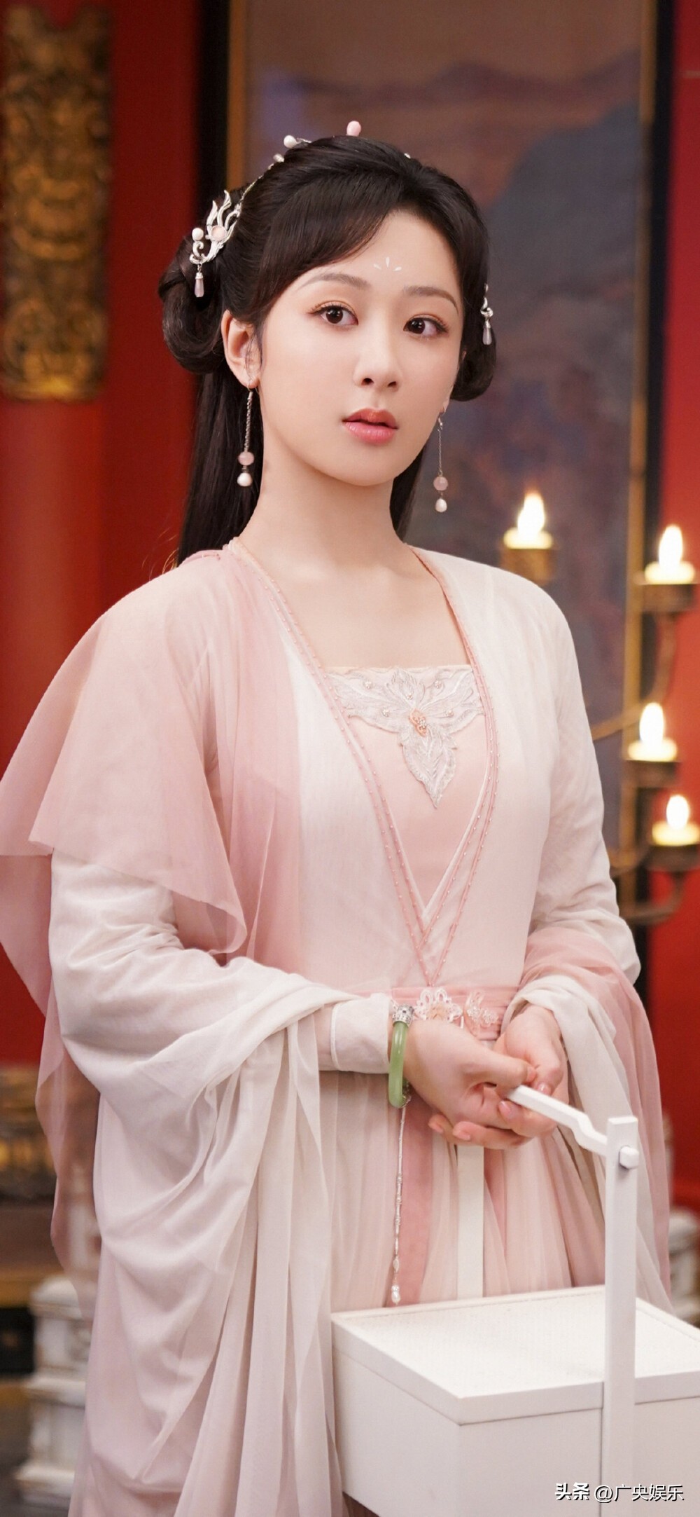 Visual China pits the red carpet actress! The truth behind the ...