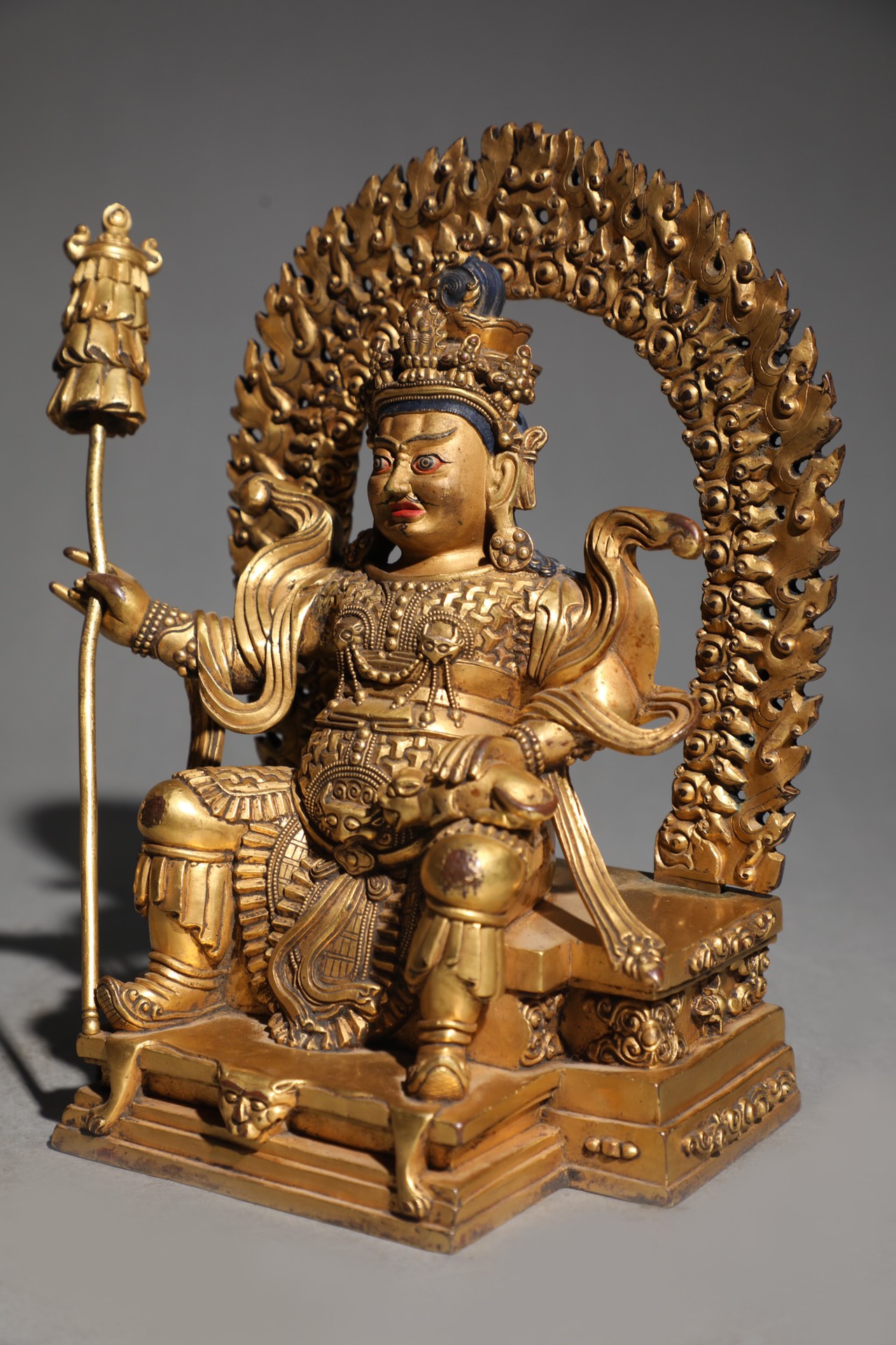 A gilt bronze statue of the Heavenly King of Treasure - iMedia