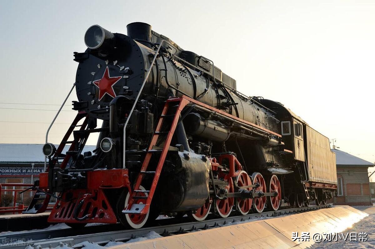 Why did the mighty Soviet Union disintegrate? - iNEWS