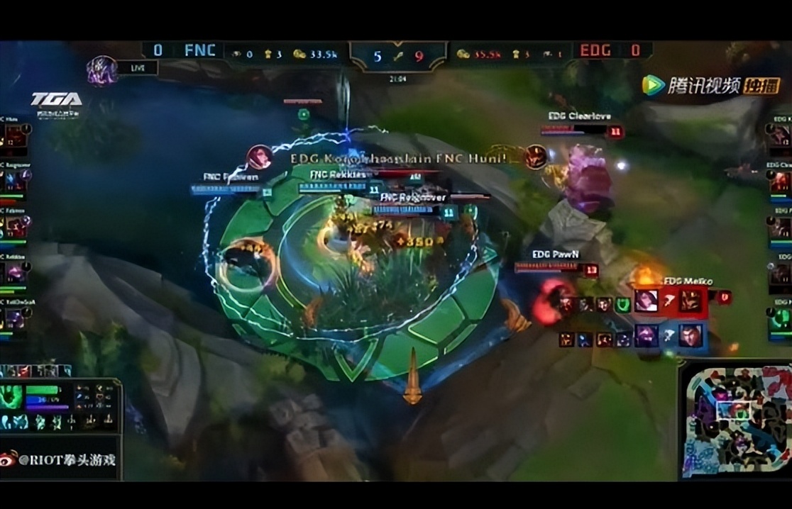 The stalk of the League of Legends S5 finals - iNEWS