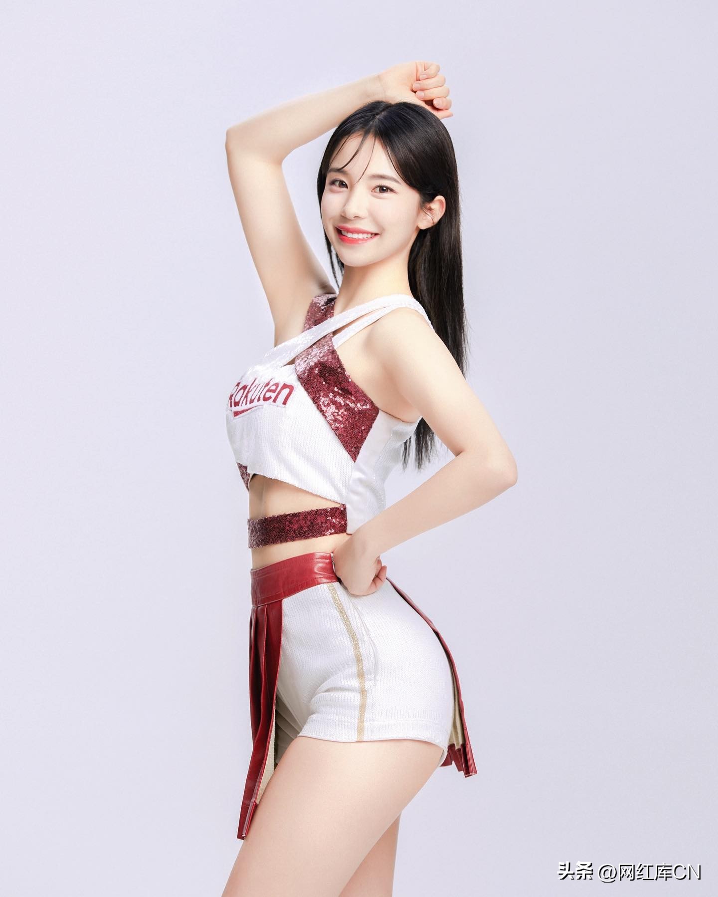 Korean cheerleader Lee Da-hye went to Taiwan after being fired for being too popular! - iNEWS