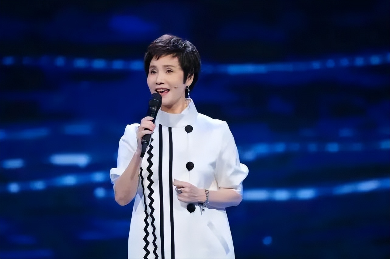 "CCTV anchor" Xu Li: 34-year-old remarried with her son, she is happy ...