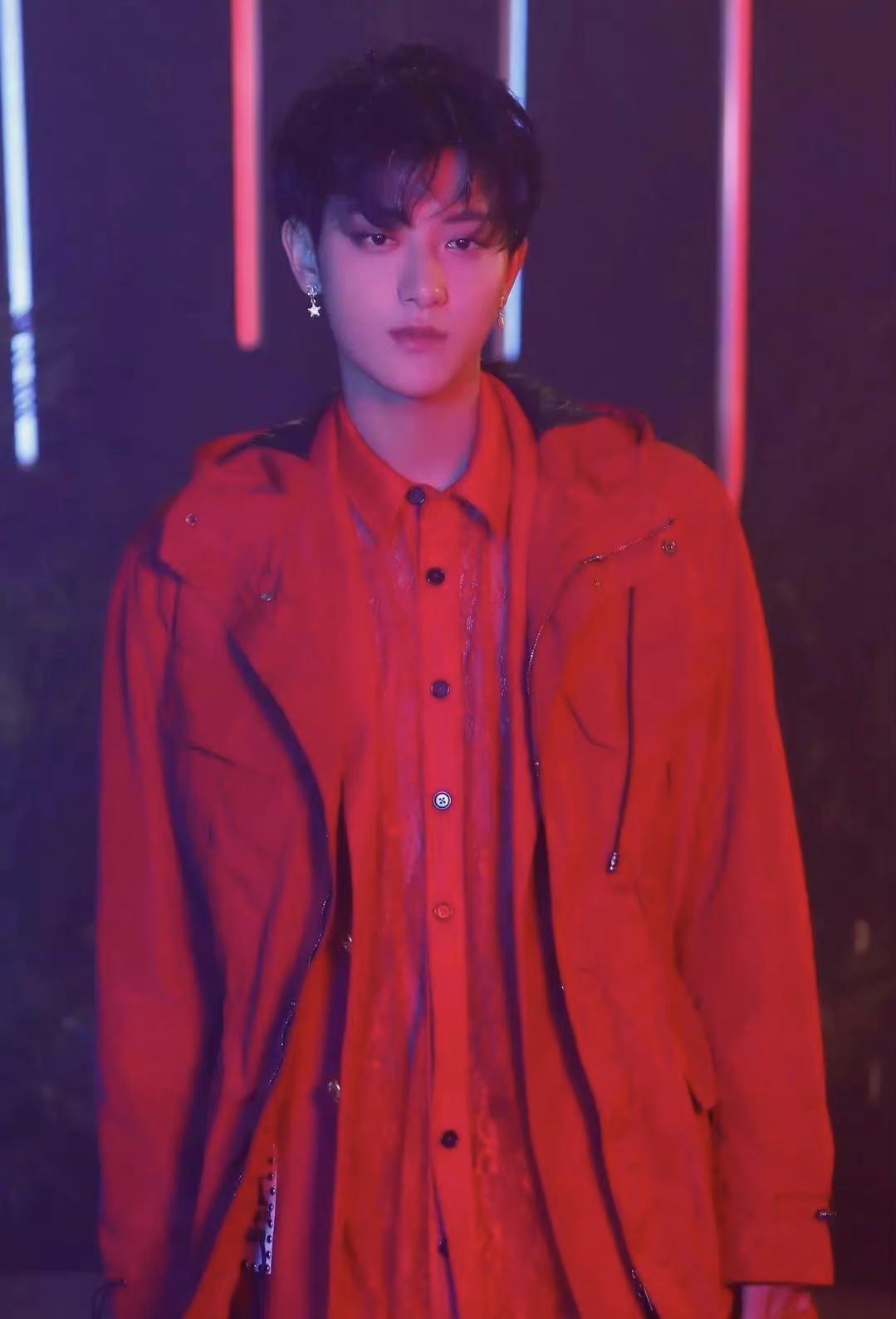 Little Gossip, Chen Xiao, Chen Yanxi, Lin Yun, Huang Zitao, Xu Yiyang ...