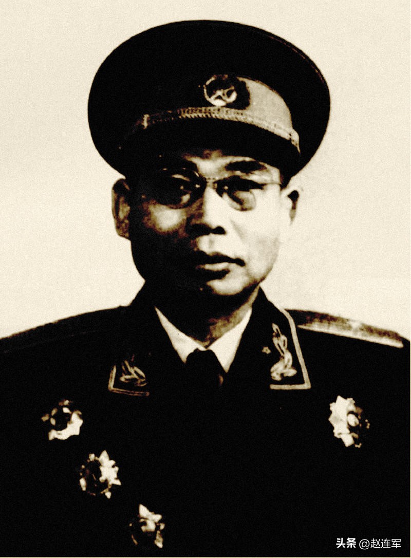 A general who came out of the New Fourth Army (138) - Major General Li ...