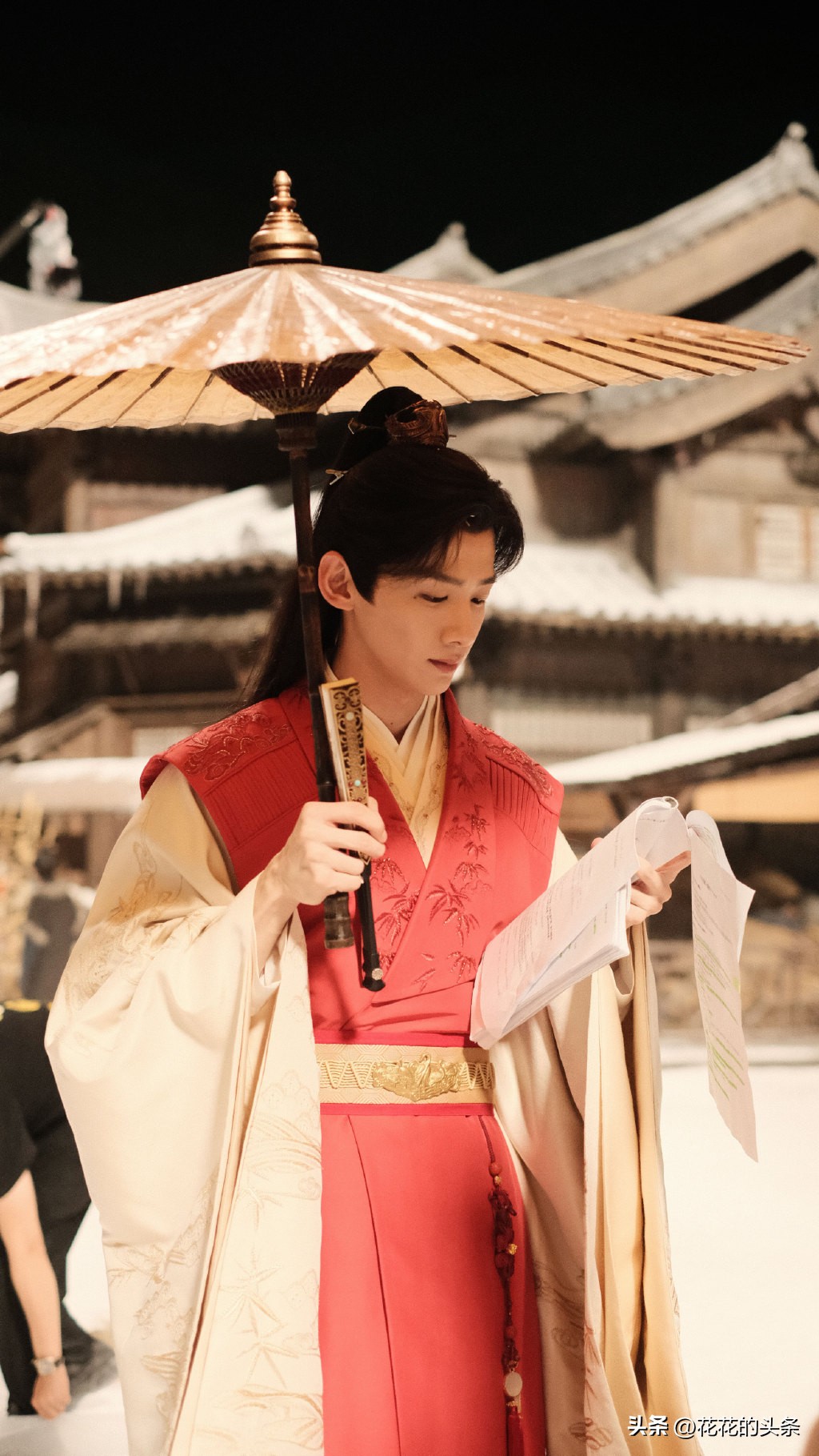 "Long Wind Crossing" Gu Jiusi Special: Bai Jingting's role performance ...