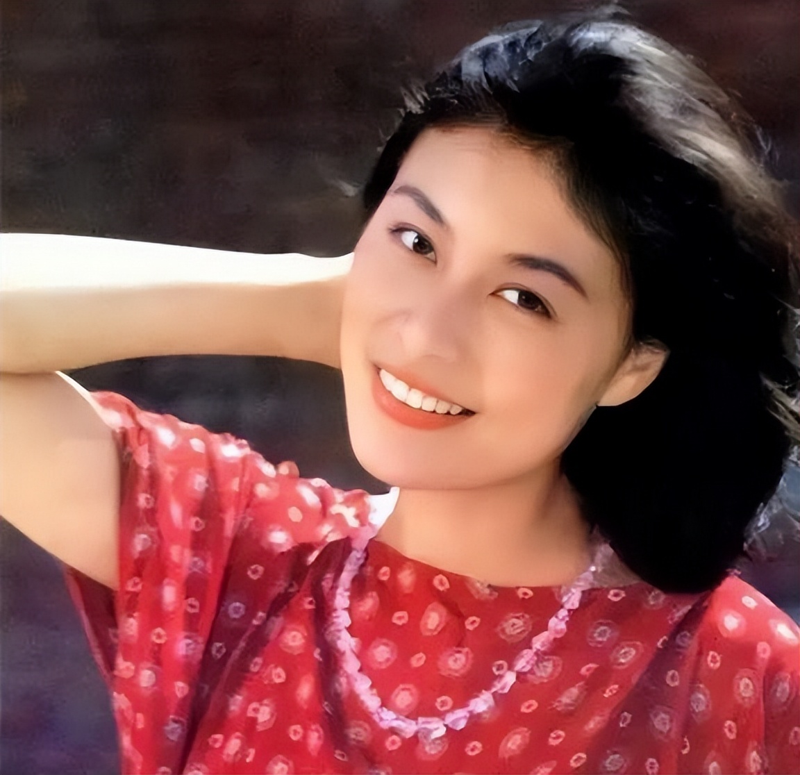 Actor Yue Hong: Divorced 5 months after giving birth, suffering from ...