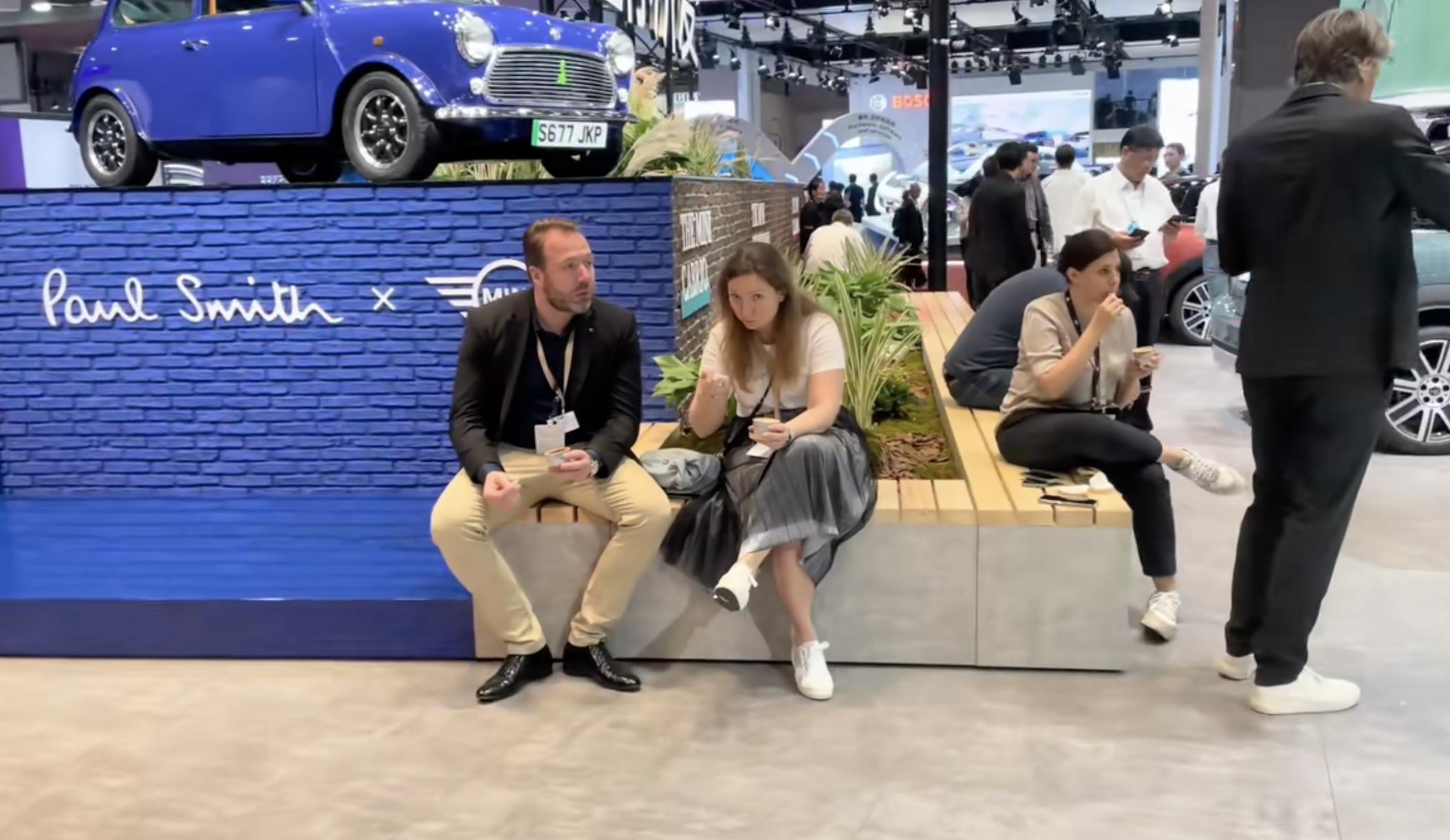 Review of the BMW MINI ice cream incident: Worshiping foreigners and ...